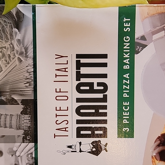 Kitchen | Taste Of Italy Bialetti Pizza Baking Set Pizza Stone Rack ...